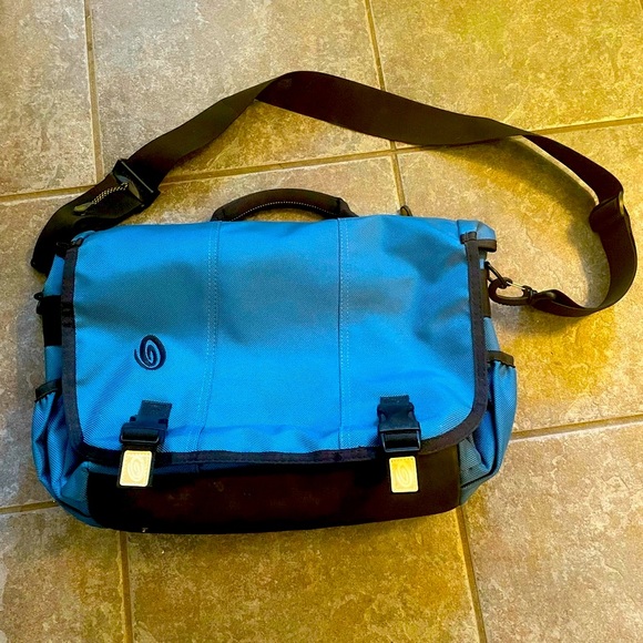 Timbuk2 | Bags | Timbuk2 Classic Custom Messenger Bag | Poshmark